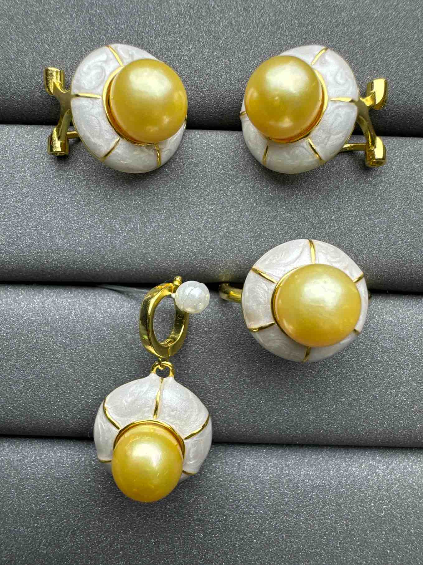 5171 Golden Conch Set – Wave Crystal Jewelry