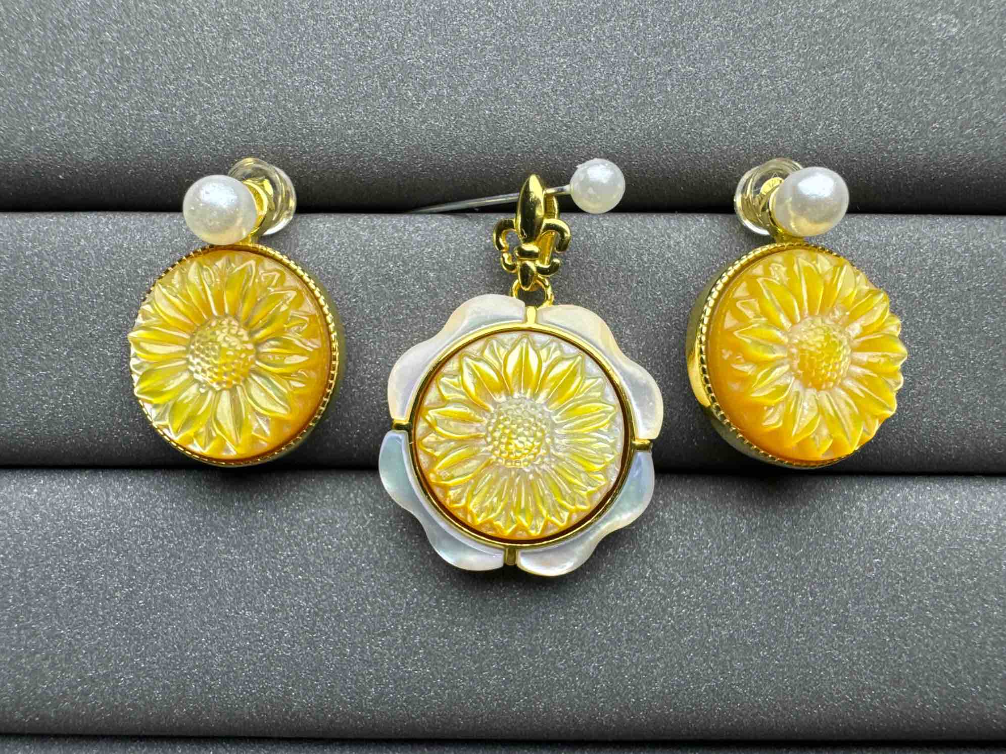 5172 Golden Conch Set – Wave Crystal Jewelry