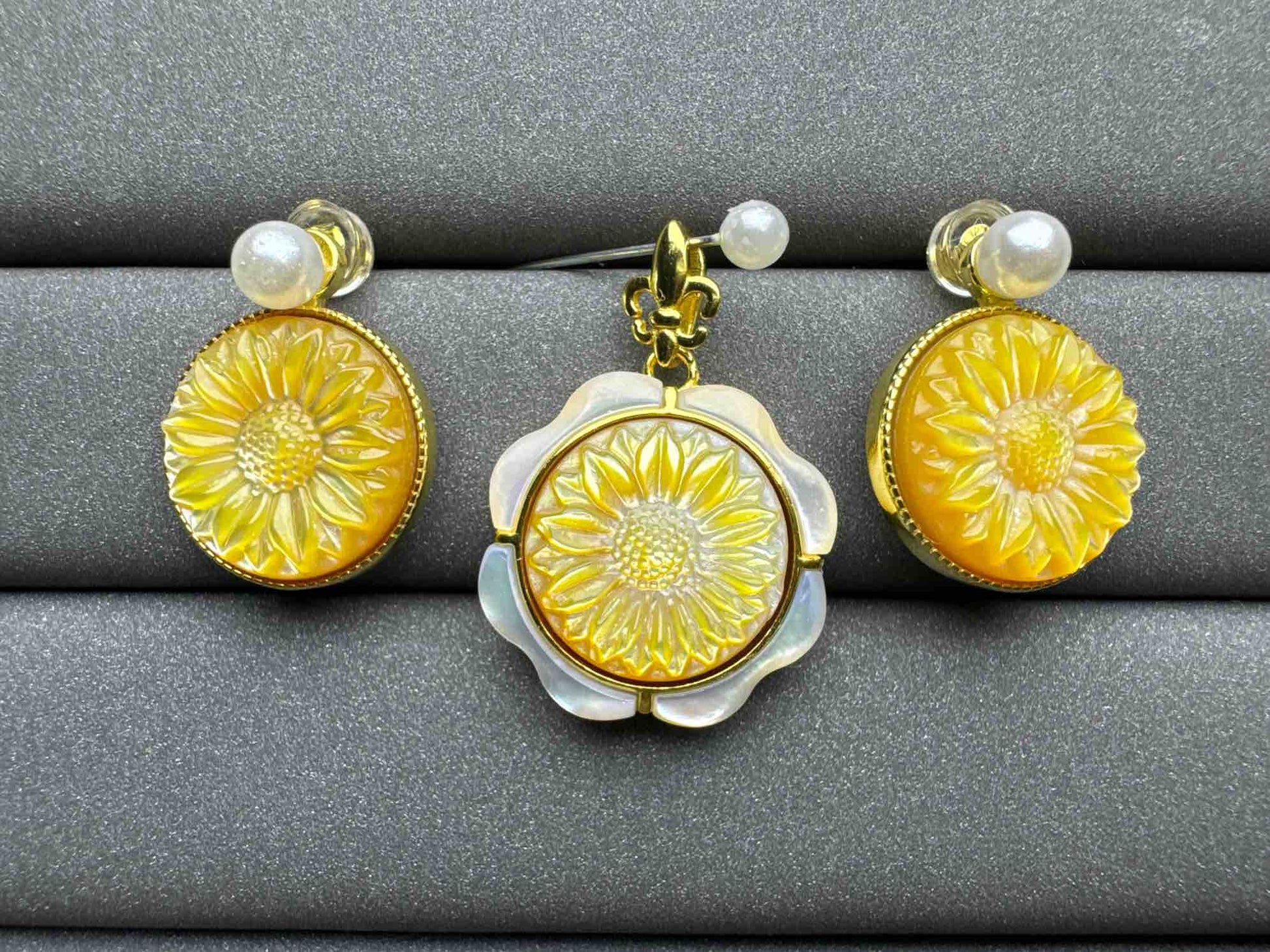 5172 Golden Conch Set – Wave Crystal Jewelry